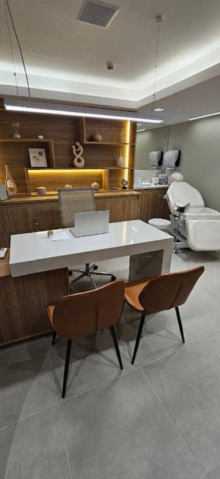 Dra Tatiana Dias Preenchimento íntimo no Leblon - Registro de Médicos ...